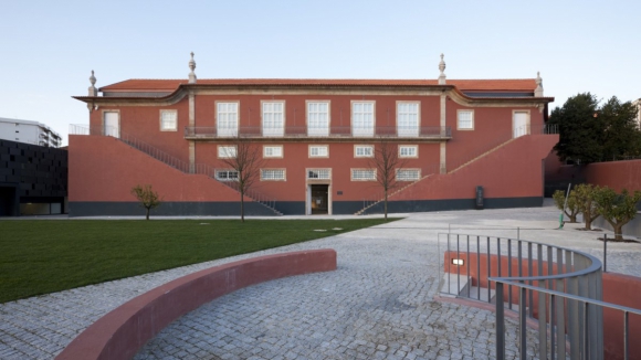Museu do Douro assinala 50 anos do 25 de abril com desafio à partihla ...