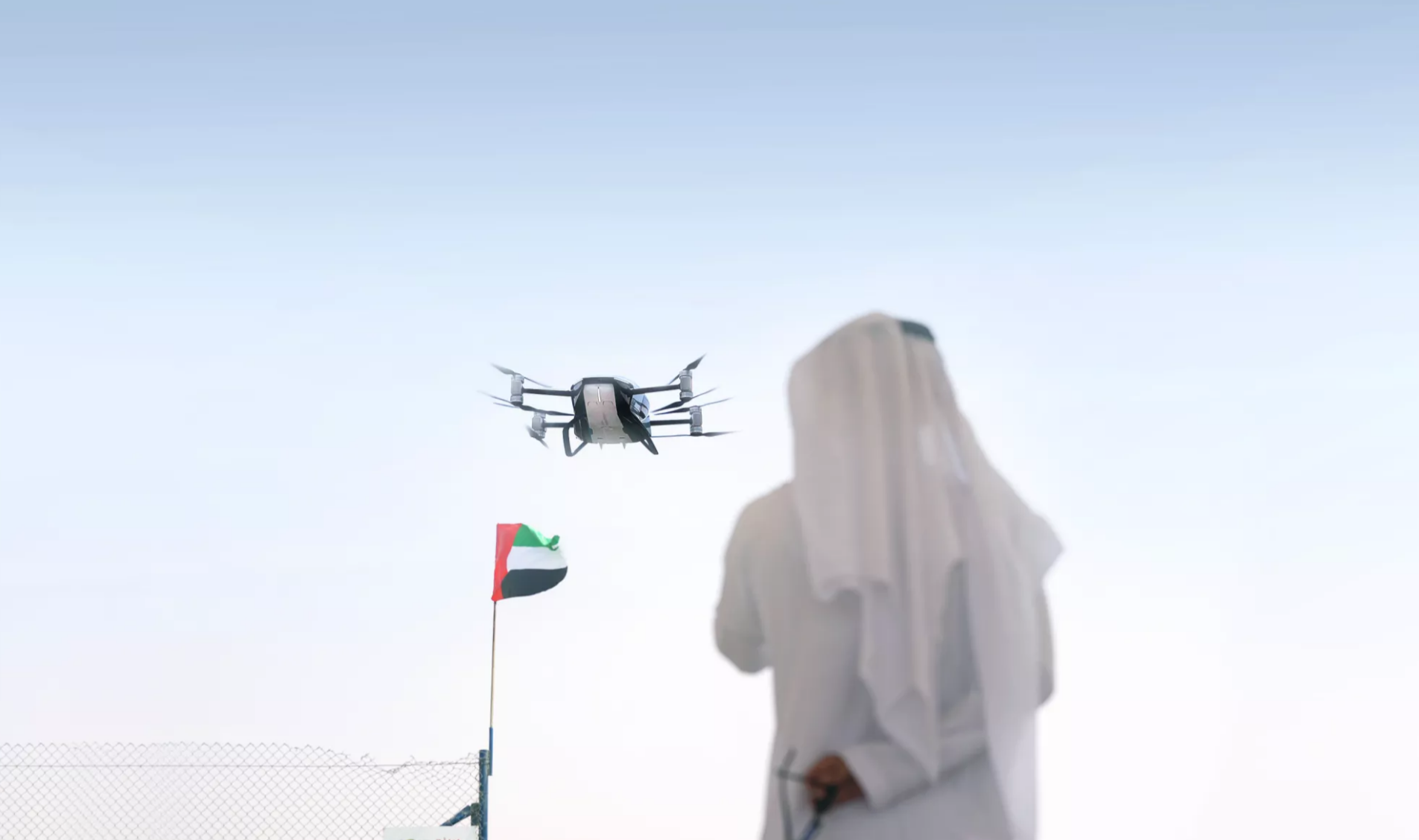 Carro voador chinês completa primeiro voo público no Dubai