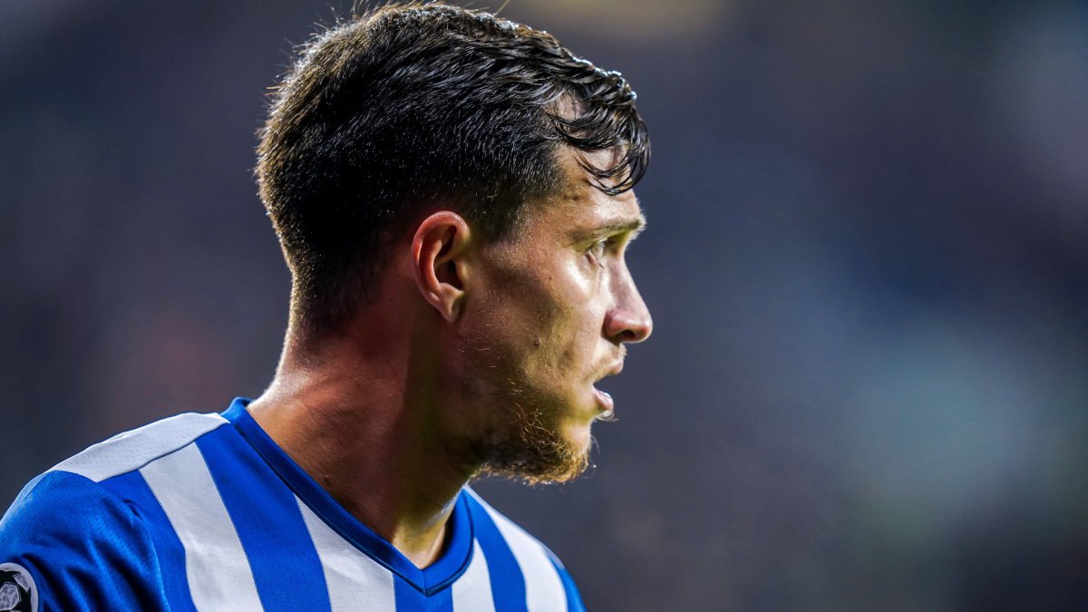 Confira os onzes para o Anadia vs FC Porto. Azuis e brancos com oito ...