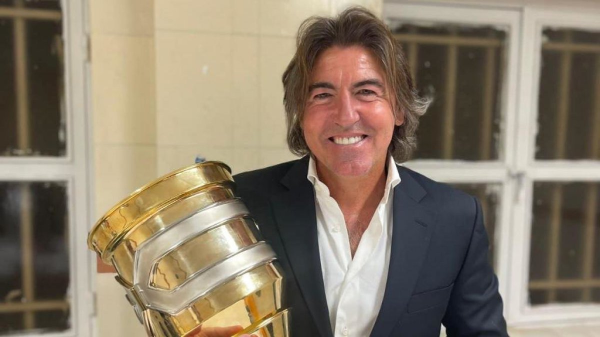 Sá Pinto conquista Supertaça do Irão e dedica triunfo “às mulheres e ...