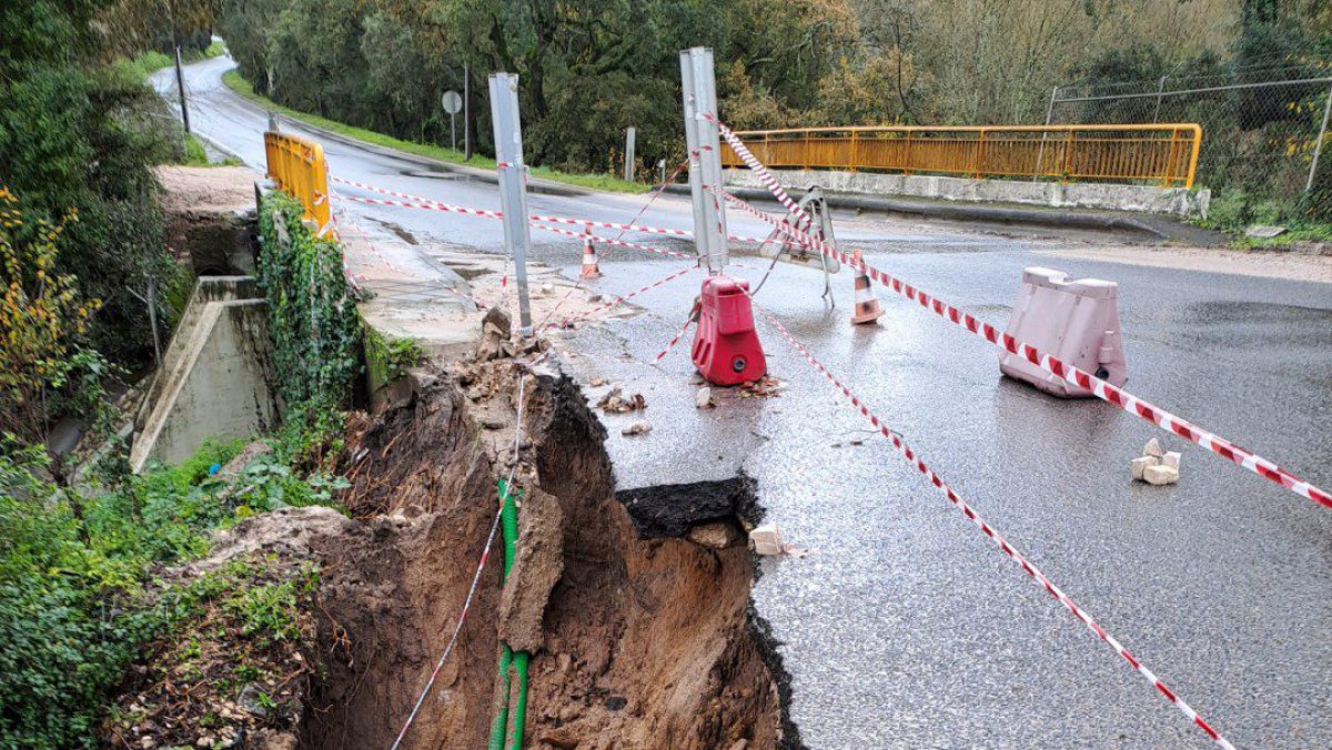 16 estradas nacionais e um itinerário principal cortados, anuncia ...