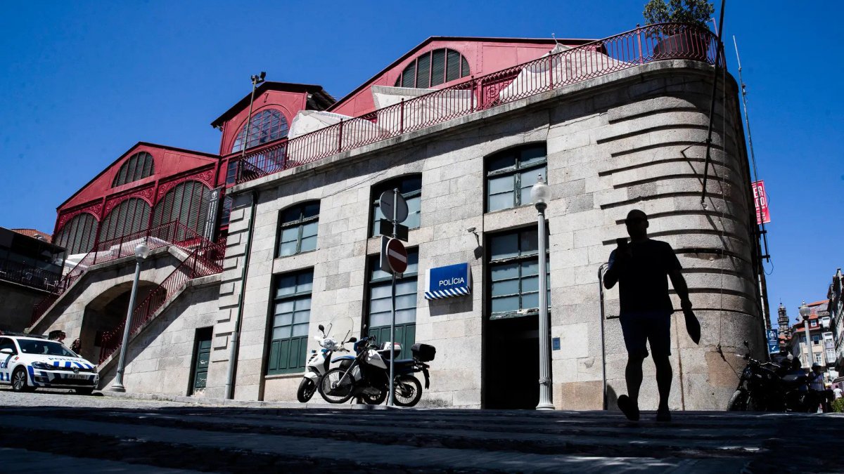 PSP detém 14 pessoas em ação de fiscalização e combate à criminalidade ...