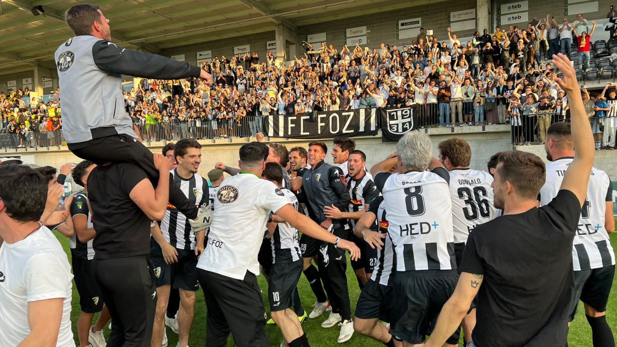 FC Foz supera Vila Caiz e vence Taça da AF Porto, após eletrizante ...