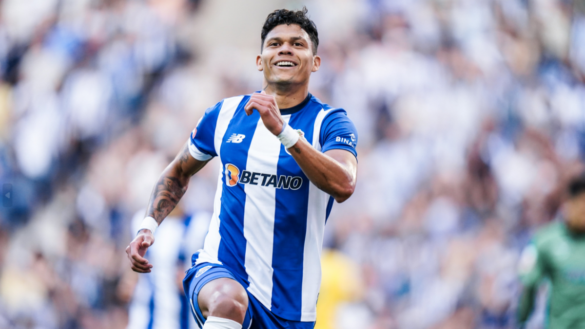 FC Porto vence Portimonense ao intervalo com golo de Evanillson