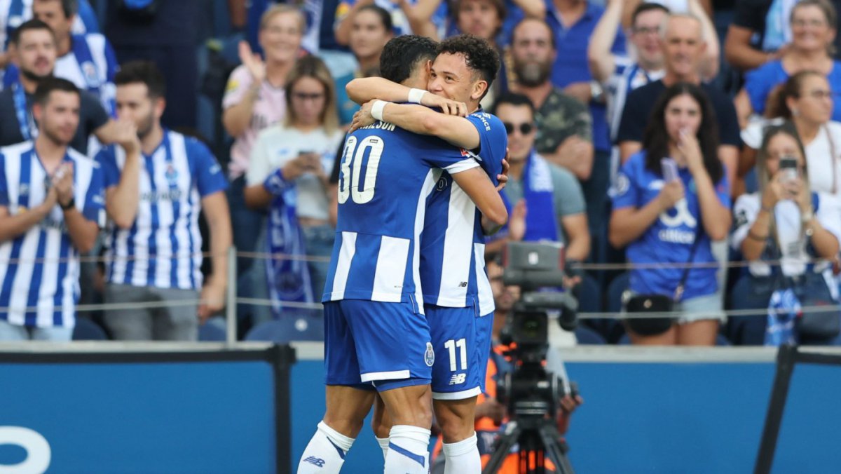 FC Porto: Pepê e Evanilson em destaque no FC Porto-Portimonense