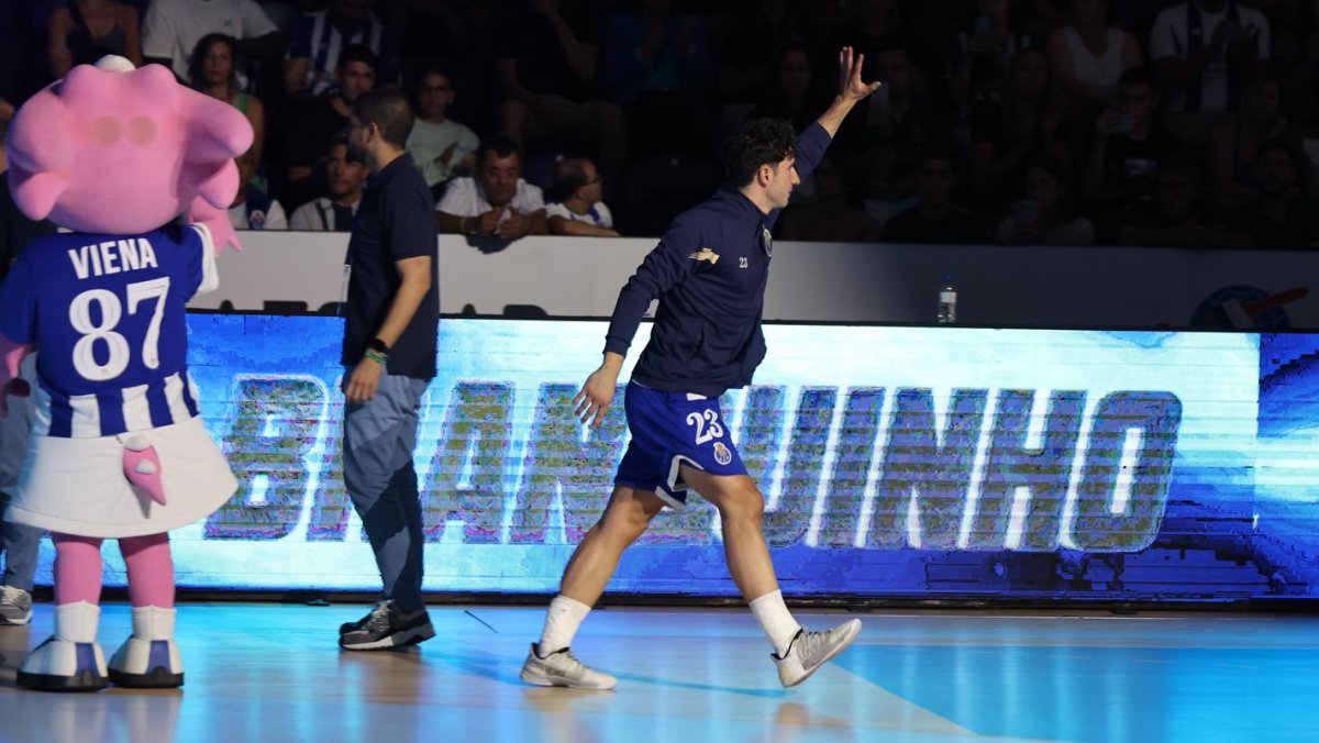 FC Porto (Andebol): "Não há tempo para festejar"