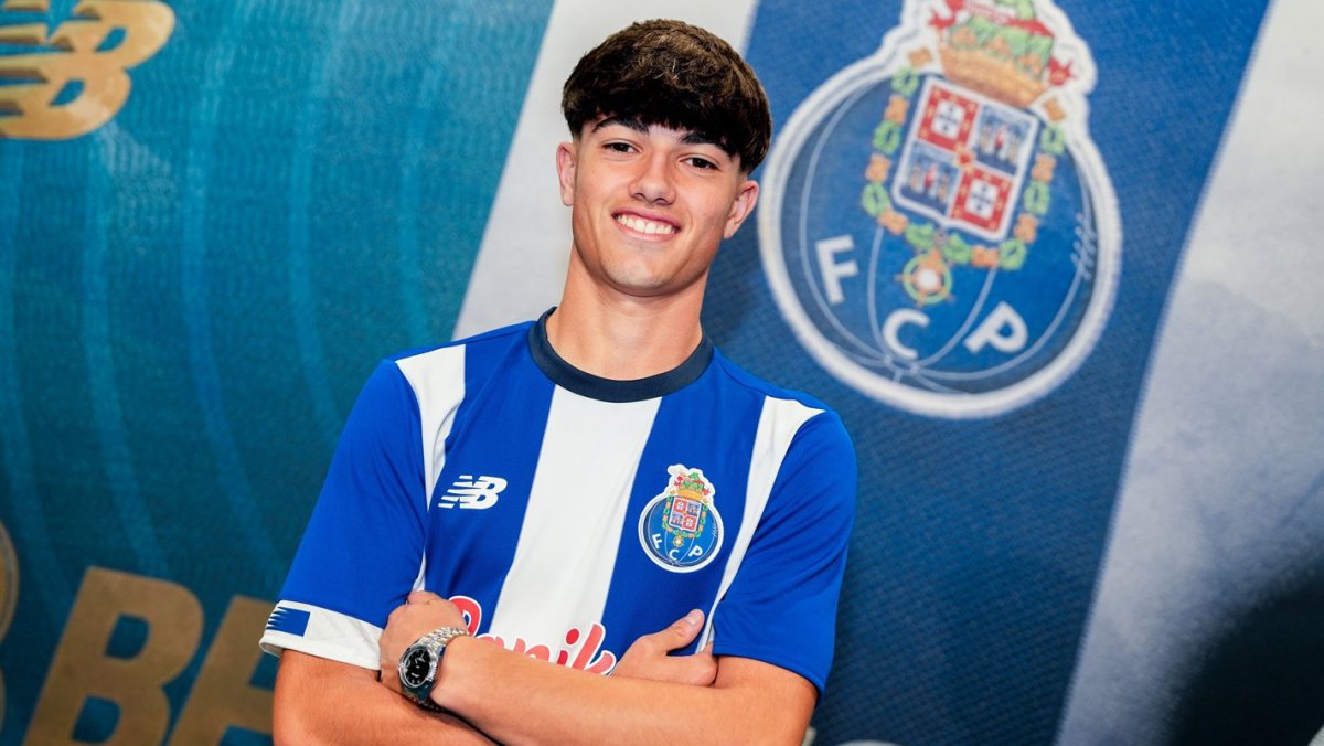 FC Porto B: Tiago Andrade renova com os 'Dragões'