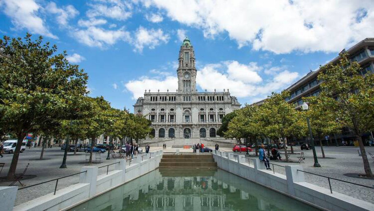 Partido Liberal Social candidata ao Porto empresário Luís Tinoco Azevedo