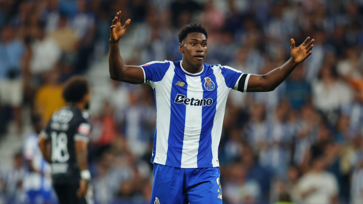 FC Porto: Samu chamado à seleção espanhola